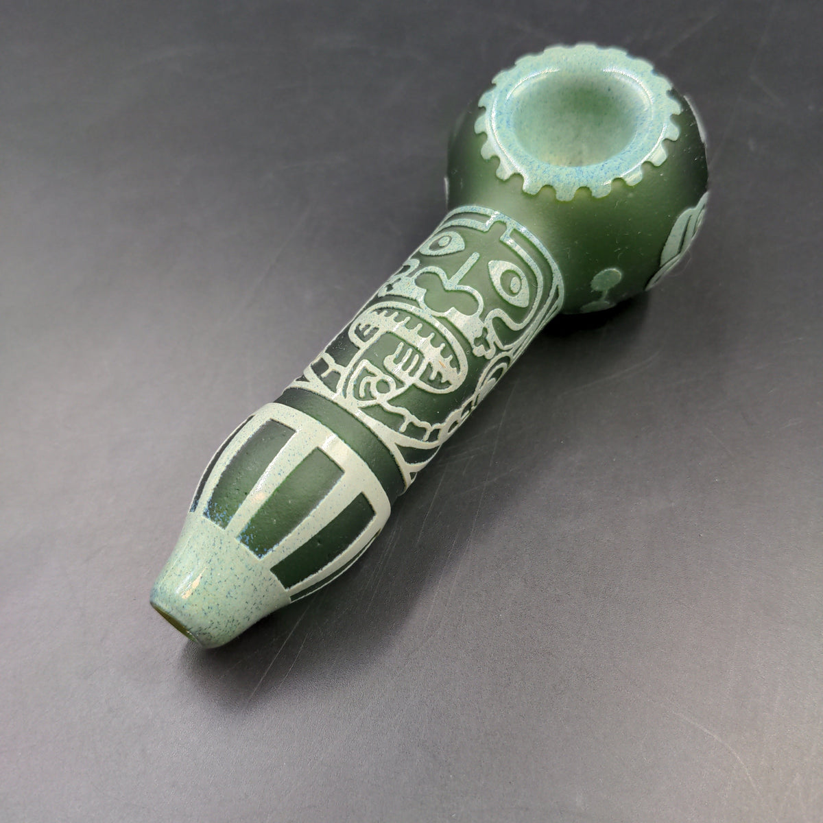 Milky Way "Mayan Face" in Color Hand Pipe – Avernic Smoke Shop