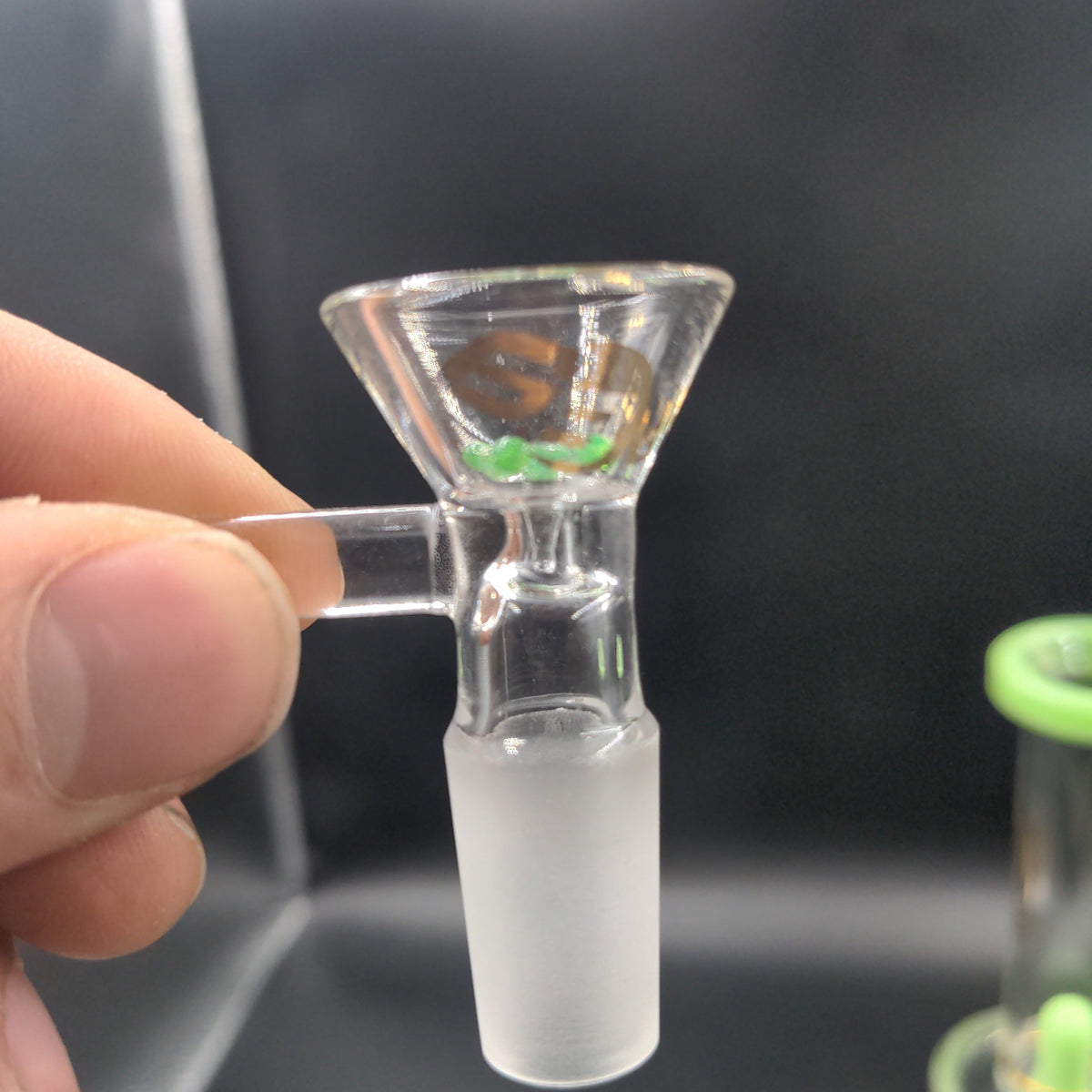 Glass Daisy Screens – Avernic Smoke Shop